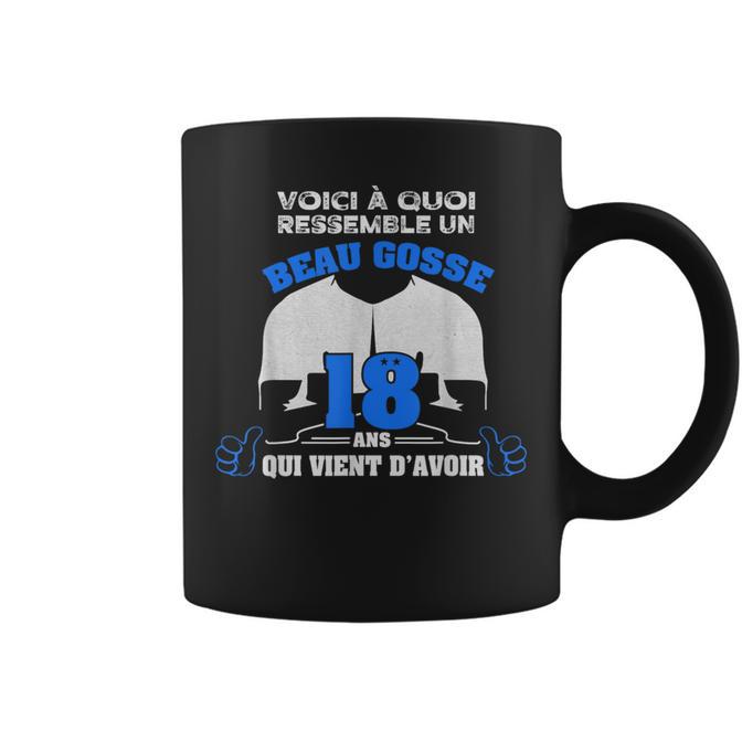 Voici À Quoi Ressemble Un Beau Gosse Anniv 18 Ans Humour Tasse | Cadeauxyz