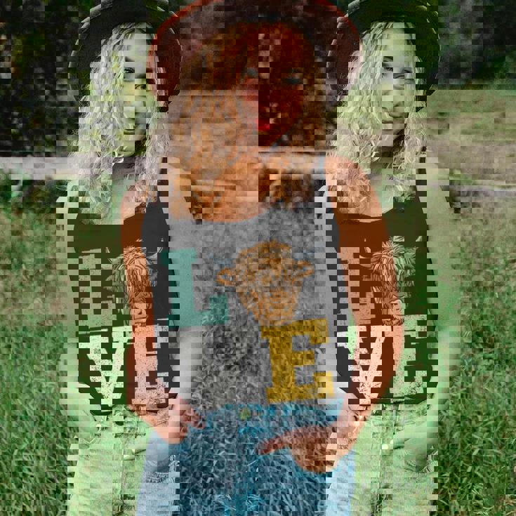 Highland Cows Farmer Scottish Vintage Tank Top | Mazezy