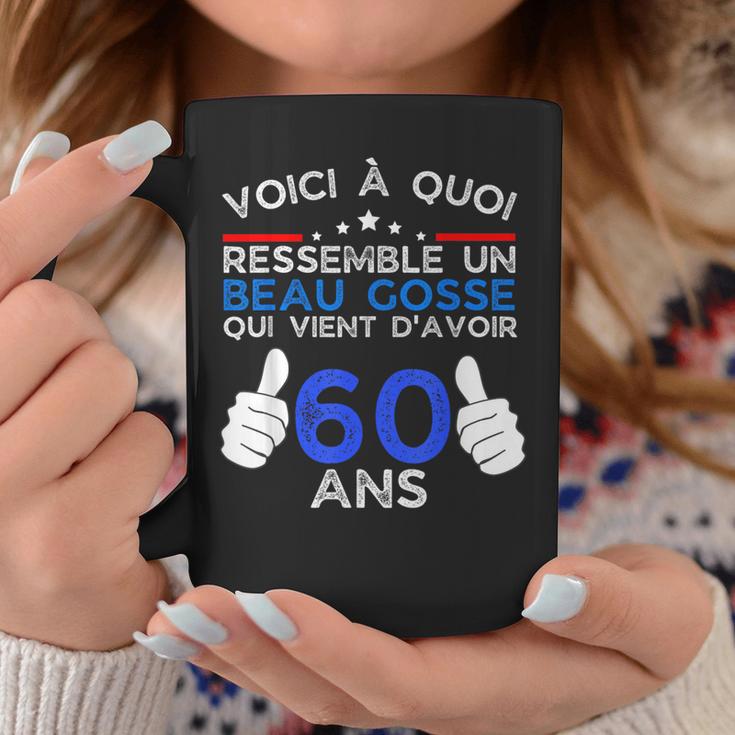 Voici À Quoi Ressemble Un Beau Gosse Anniv 60 Ans Humour Tasse | Cadeauxyz
