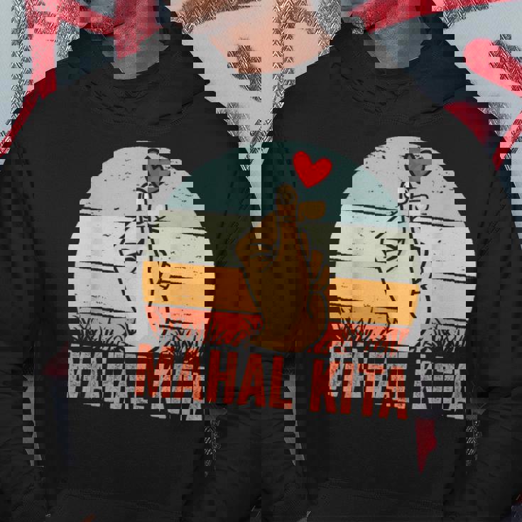 Mahal Kita Retro Pinoy Finger Heart For A Filipino Filipina Hoodie ...