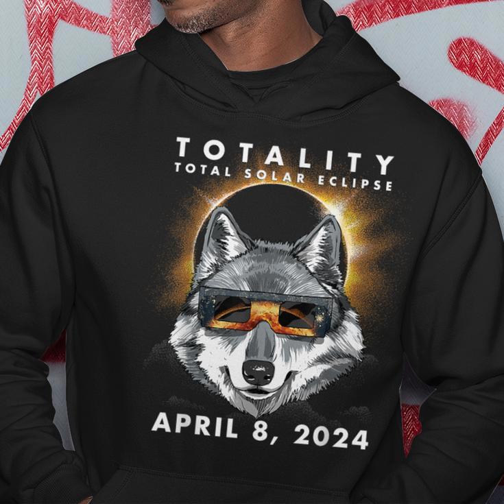 Solar Eclipse 2024 Wolf Wearing Eclipse Glasses Hoodie - Seseable