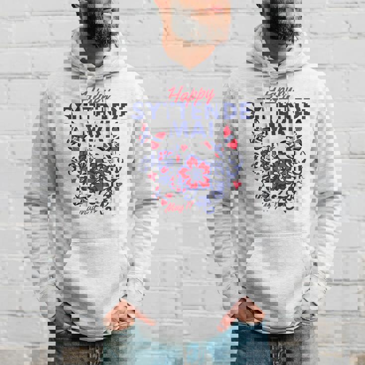 Happy Syttende Mai 17 May Norway Rosemaling Butterflies Flag Hoodie