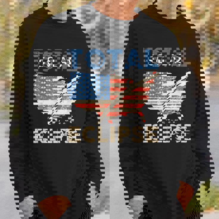 Total Solar Eclipse 04 08 2024 Path Of Totality Map Usa Flag Sweatshirt | Mazezy
