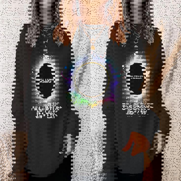 Total Solar Eclipse Plattsburgh New York 2024 Colorful Sun Sweatshirt ...