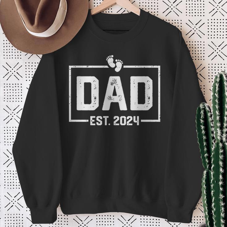 Dad Est 2024 Dad 2024 Logo New Dad Fathers Day Sweatshirt - Seseable