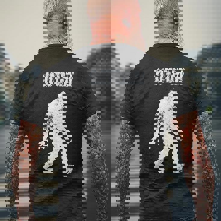 Bigfoot Circle Game Gotcha Meme Ok Hand T Men's T-shirt Back Print ...