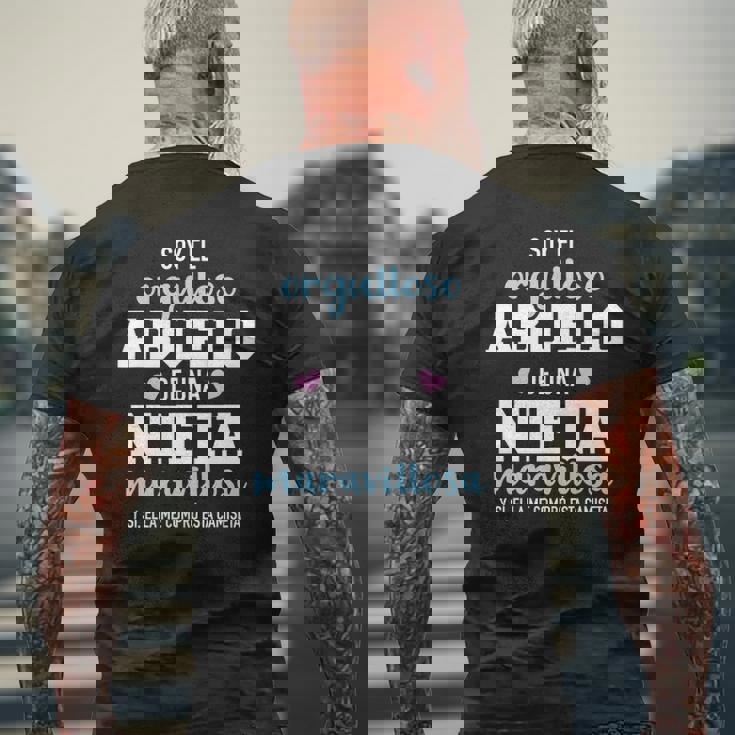 Mens Orgulloso Abuelo De Una Nieta Maravillosa Mens Back Print T-shirt ...