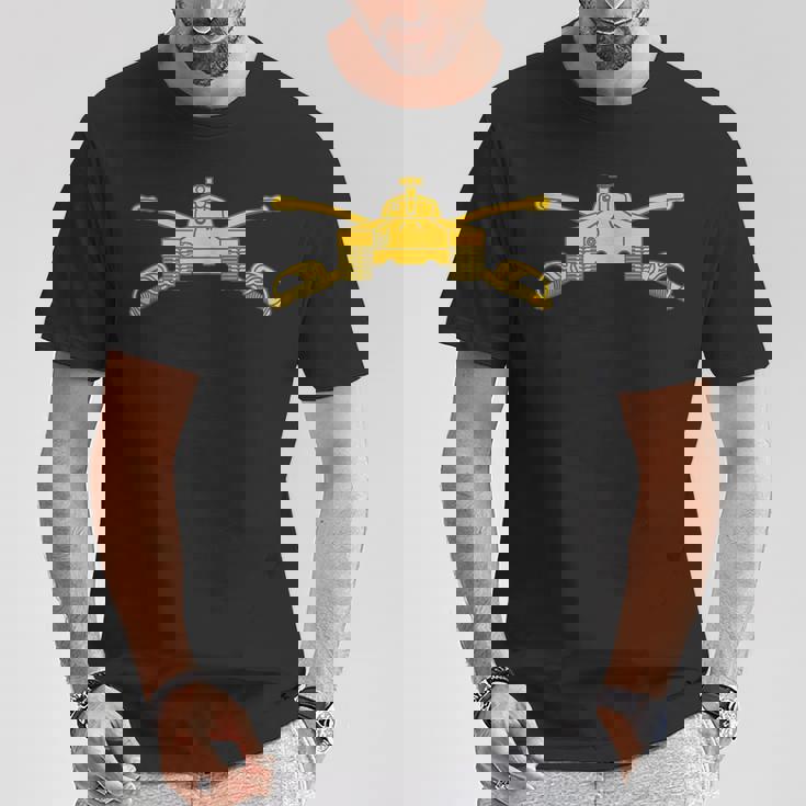 Us Army Armor Branch Insignia Military Tank Veteran Tanker T-Shirt ...