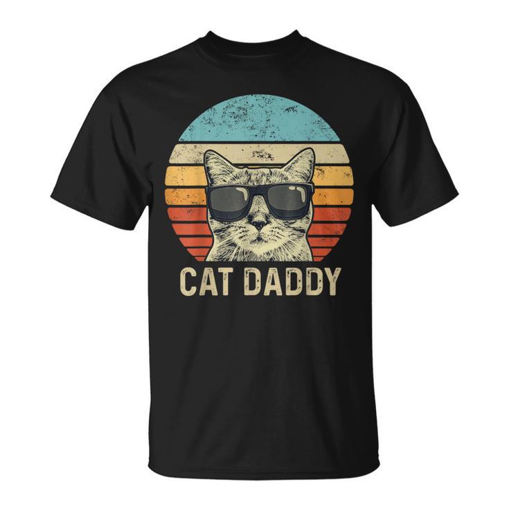 Cat Daddy Retro Cat Sunglasses Cool Cat Dad Fathers Day T-Shirt | Mazezy
