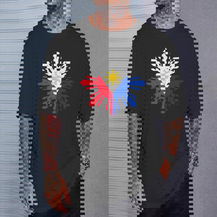 Philippine Flag Pinoy Flag Filipino Pinoy Sun T-Shirt - Thegiftio