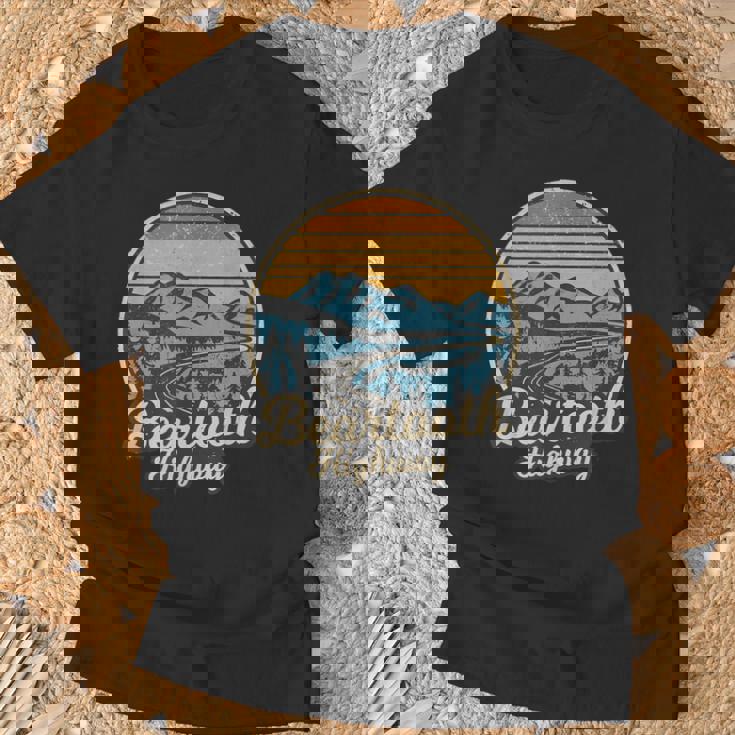 Beartooth Highway National Scenic Byway 212 Retro T-Shirt | Mazezy
