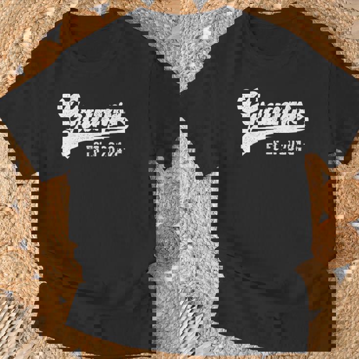 Gramps Est 2024 Gramps To Be New Gramps T-Shirt - Monsterry
